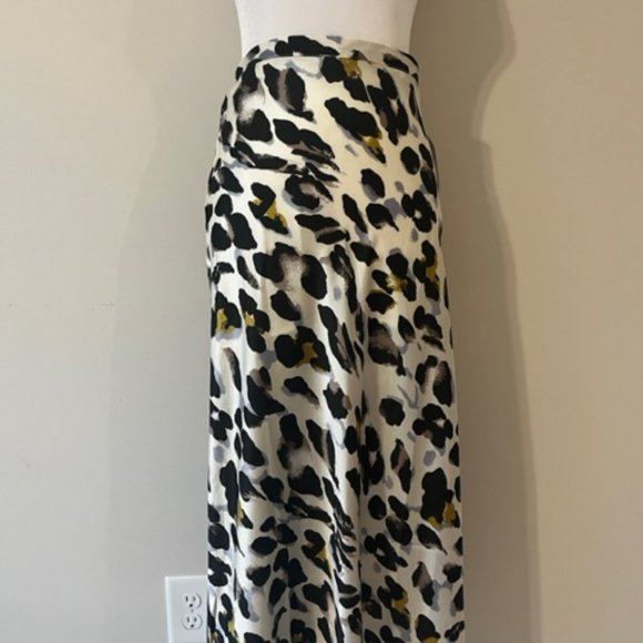 Ivy & Leo | Skirts | Nwt Ivy Leo Boutique Satin Midi Animal Print Slip ...